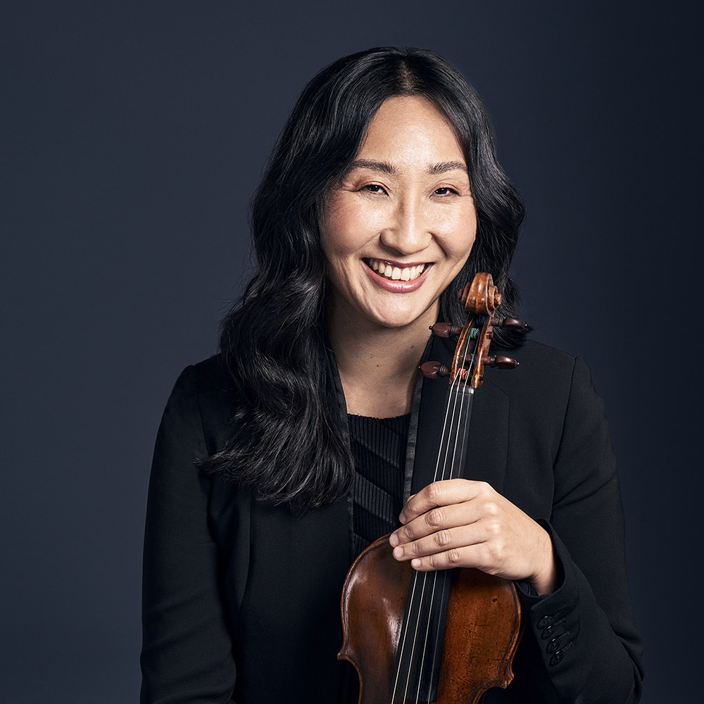 Biography – Ensemble Made In Canada